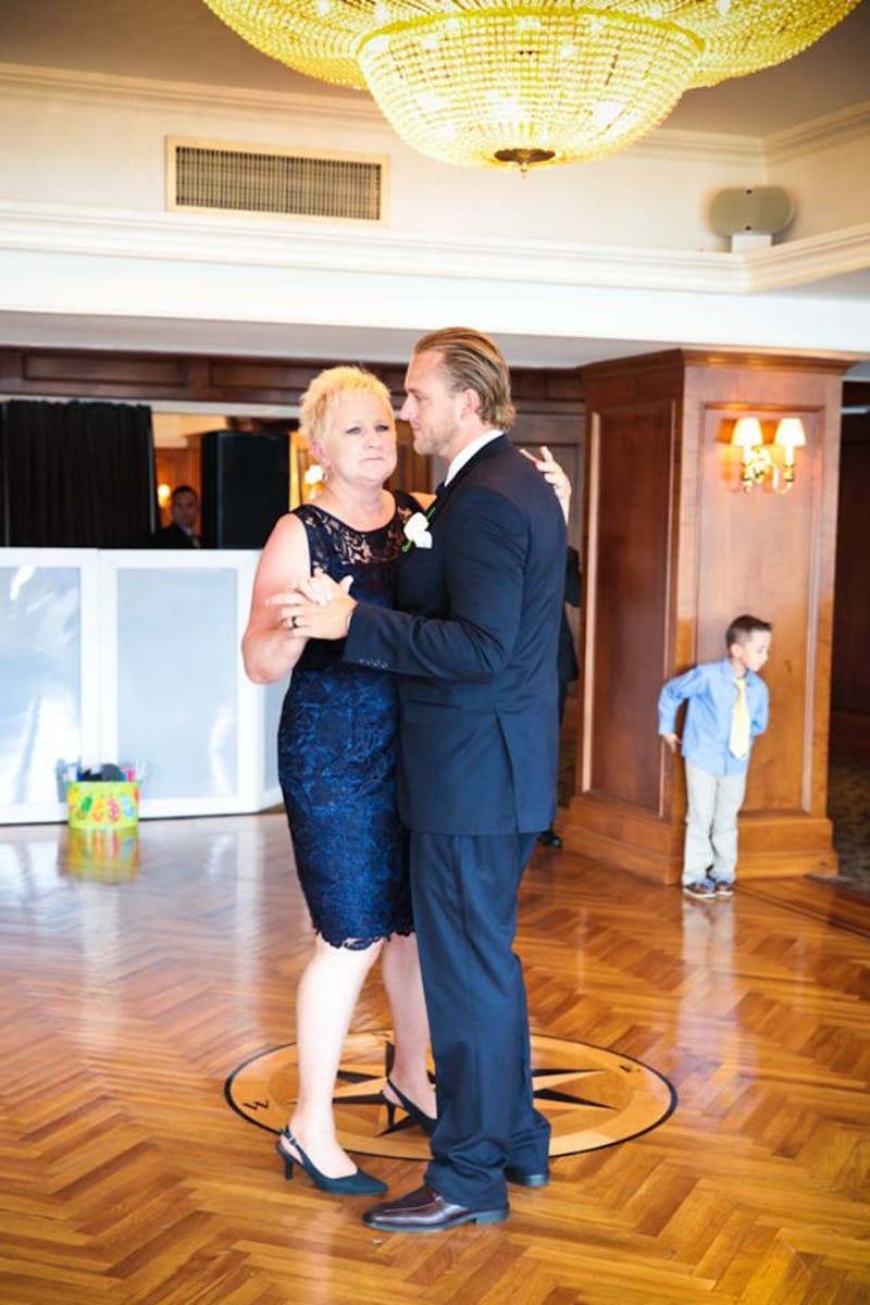 Dainty Danika Goes Navy Sheath by Adrianna Papell | Rent the Runway